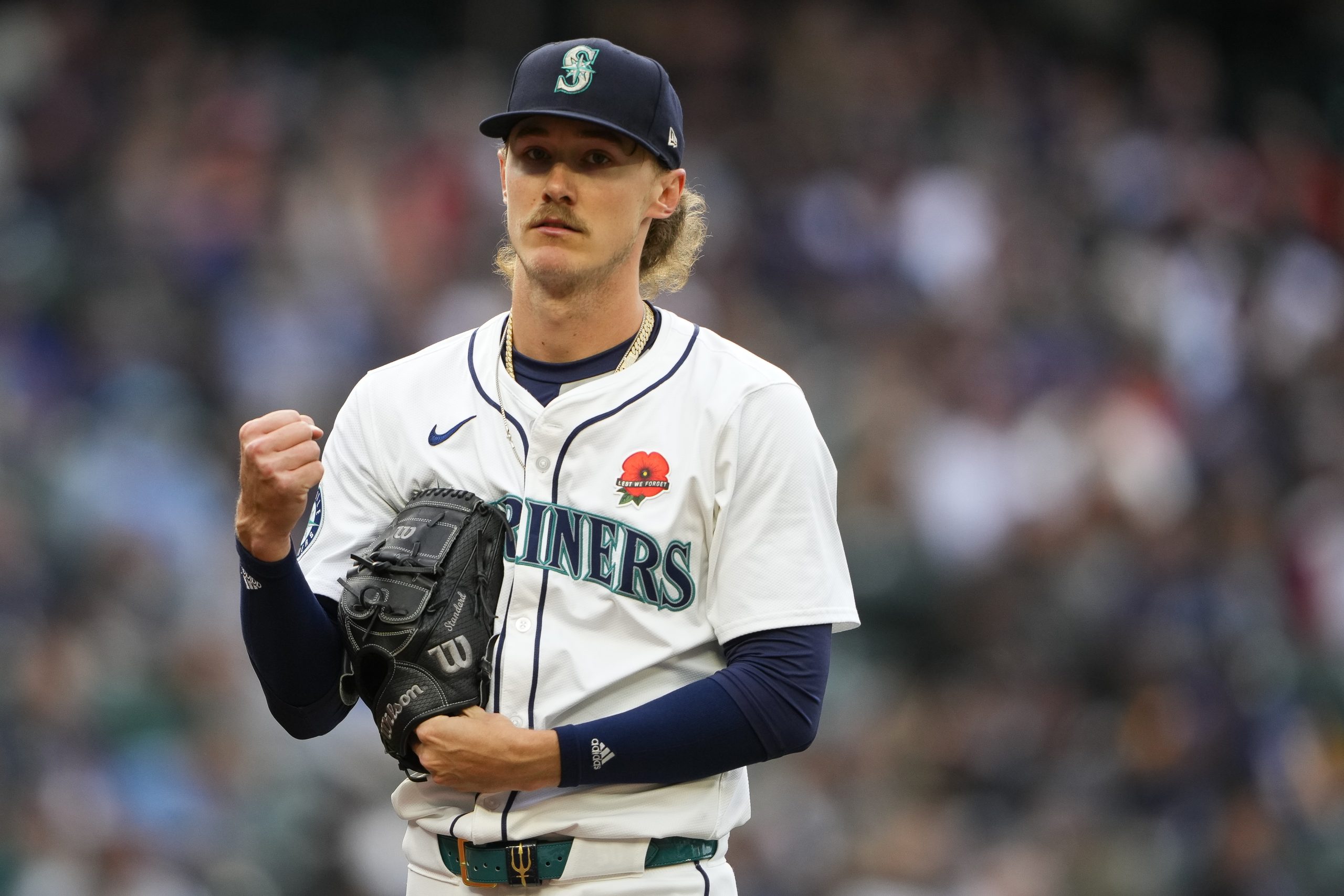 Bryce Miller picks up first win since April 17 as Mariners hold off ...