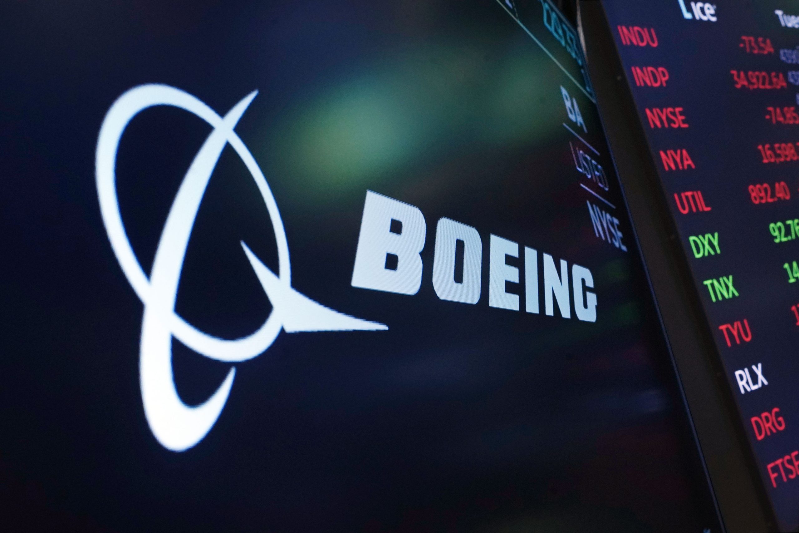 Boeing reaches deadline for reporting how it will fix aircraft safety ...