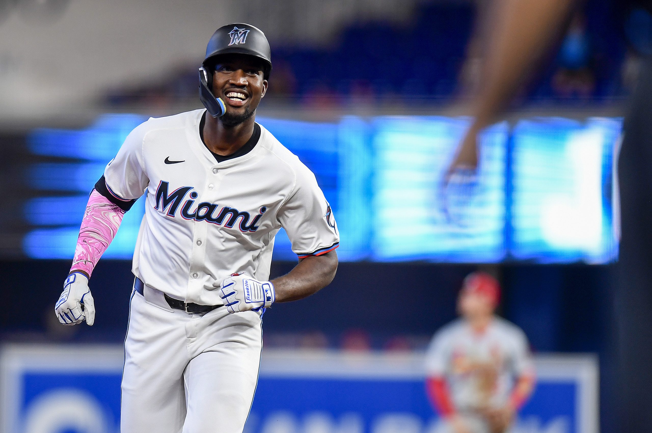 Bruján hits RBI single in 10th to lift Marlins to 9-8 win over ...