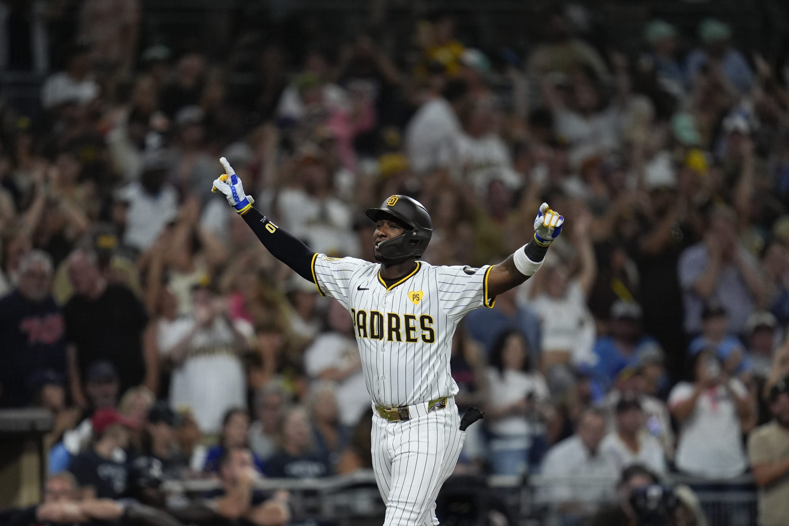 Profar hits a 3-run homer in the 8th and the Padres rally past the ...