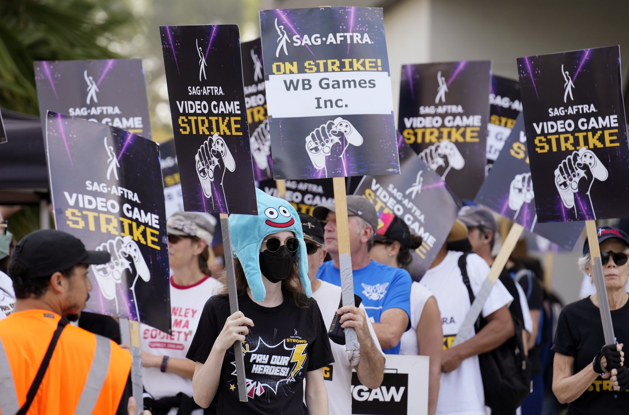 Video game actors' union calls for strike against 'League of Legends ...