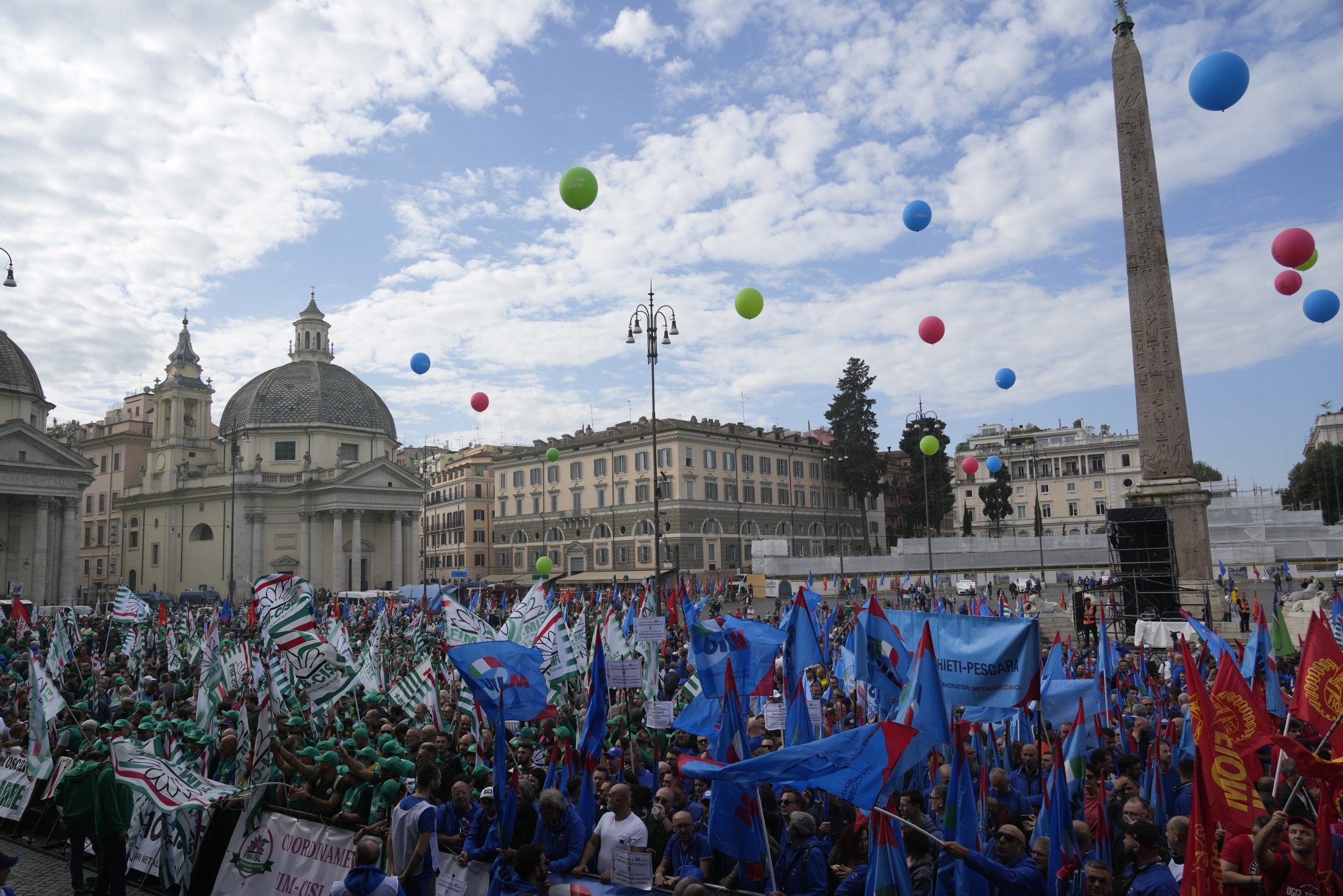 Italian autoworkers go on strike, as troubled Stellantis faces pressure ...