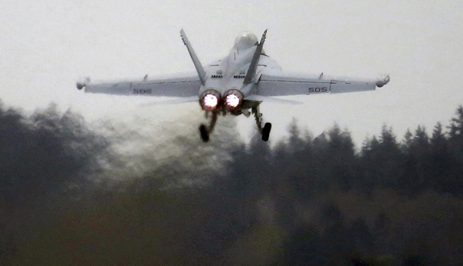 2 Navy aviators are declared dead after a fighter jet crashed in ...