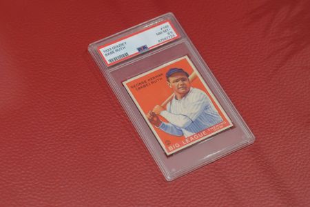Baseball-Pristine, rare Babe Ruth card dazzles collectors - SRN News