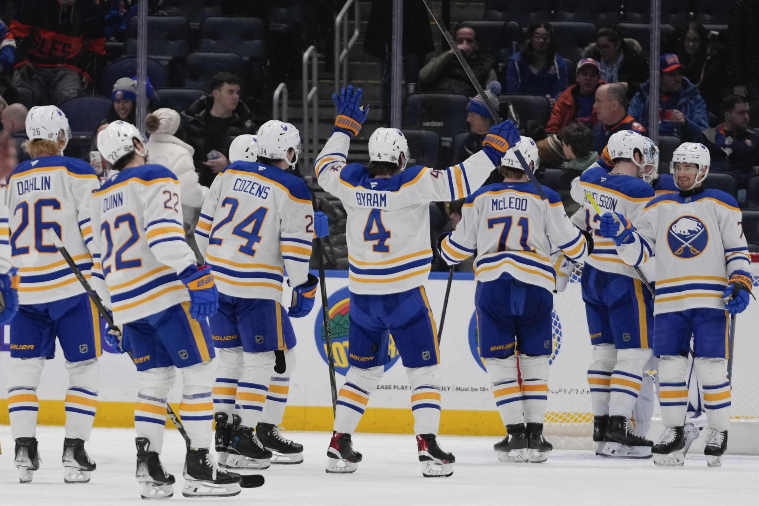 Sabres end 13-game losing streak with 7-1 win over Islanders, look ...