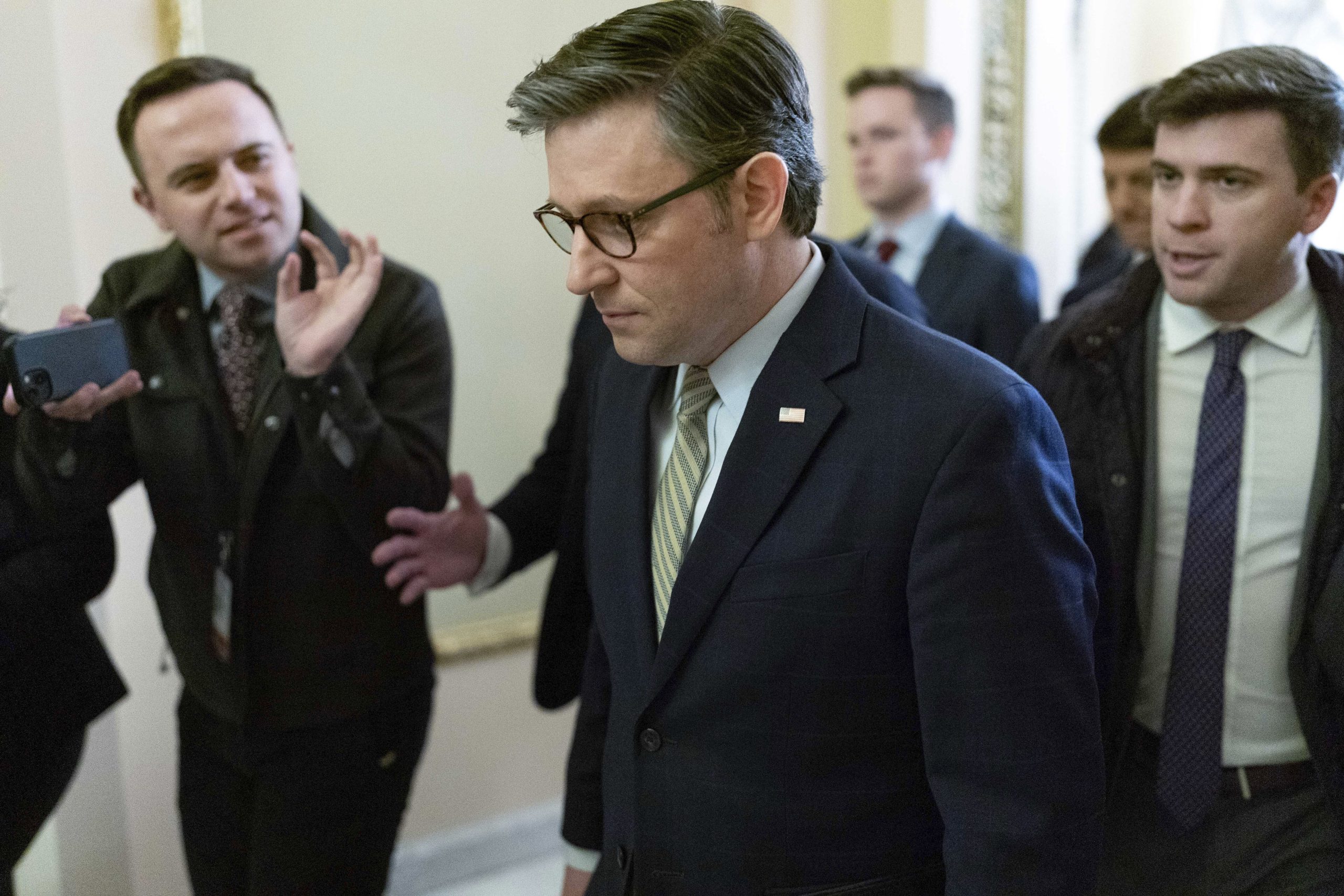 Republican Mike Johnson reelected House speaker in dramatic floor vote ...