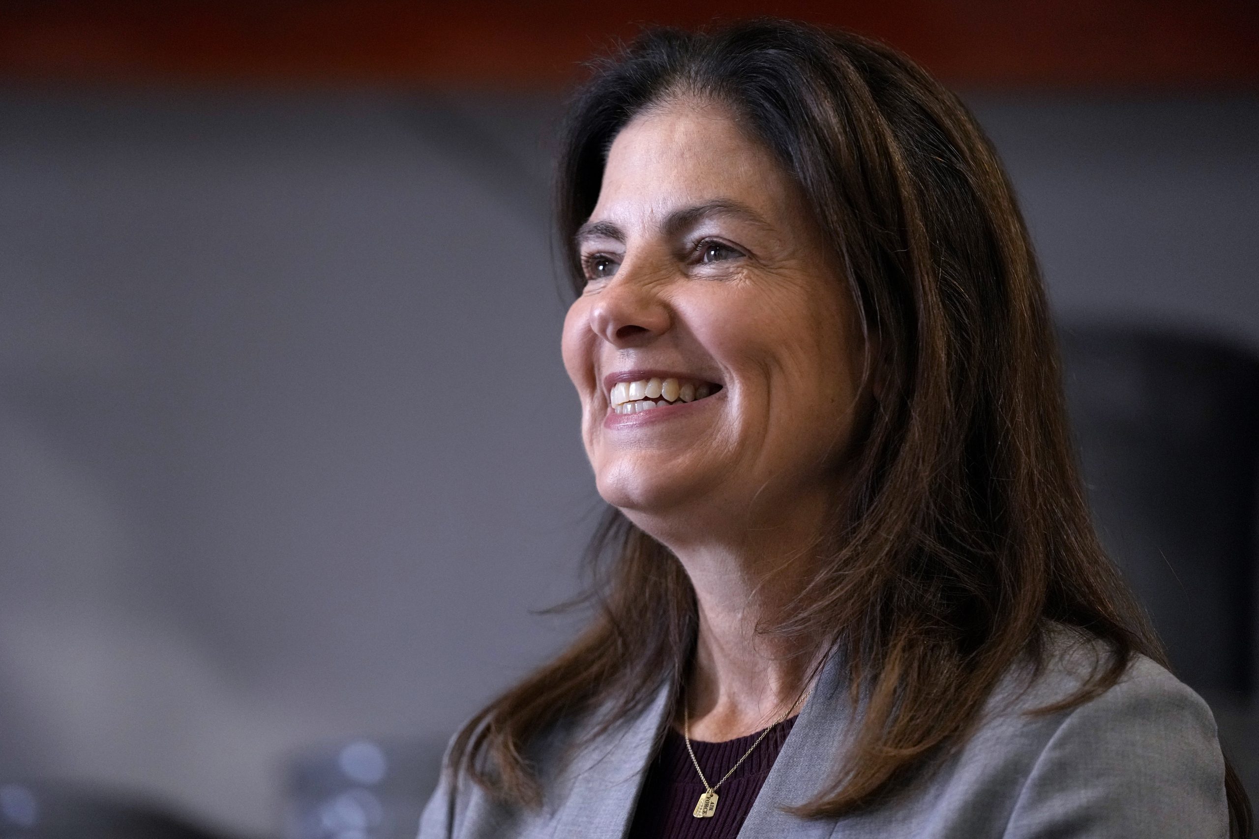 Republican former US Sen. Kelly Ayotte sworn in as 83rd governor of New Hampshire - SRN News