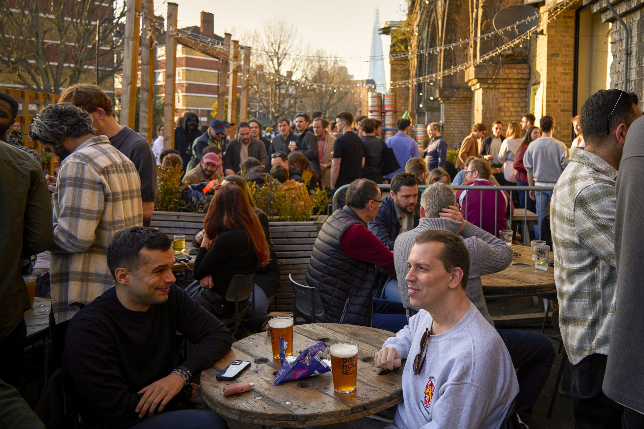 AP PHOTOS: Beer flows under south London's railway arches - SRN News