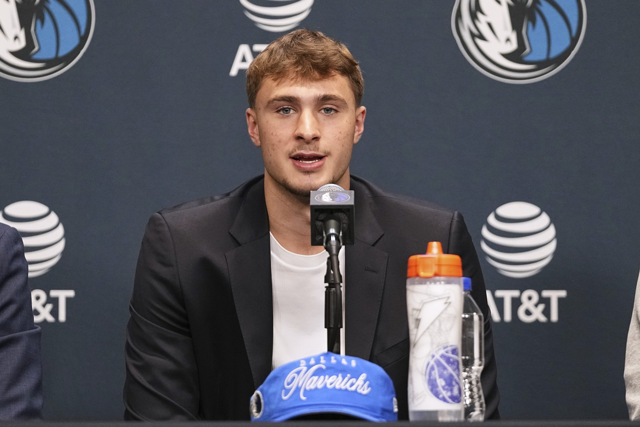 Cooper Flagg looks comfortable in new home as No. 1 pick gets ...