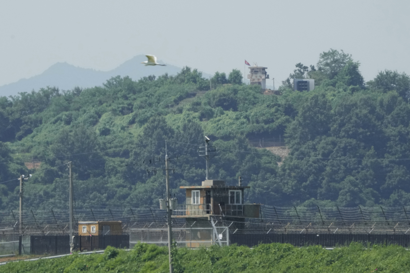 South Korea's military says North Korea is removing speakers from their ...