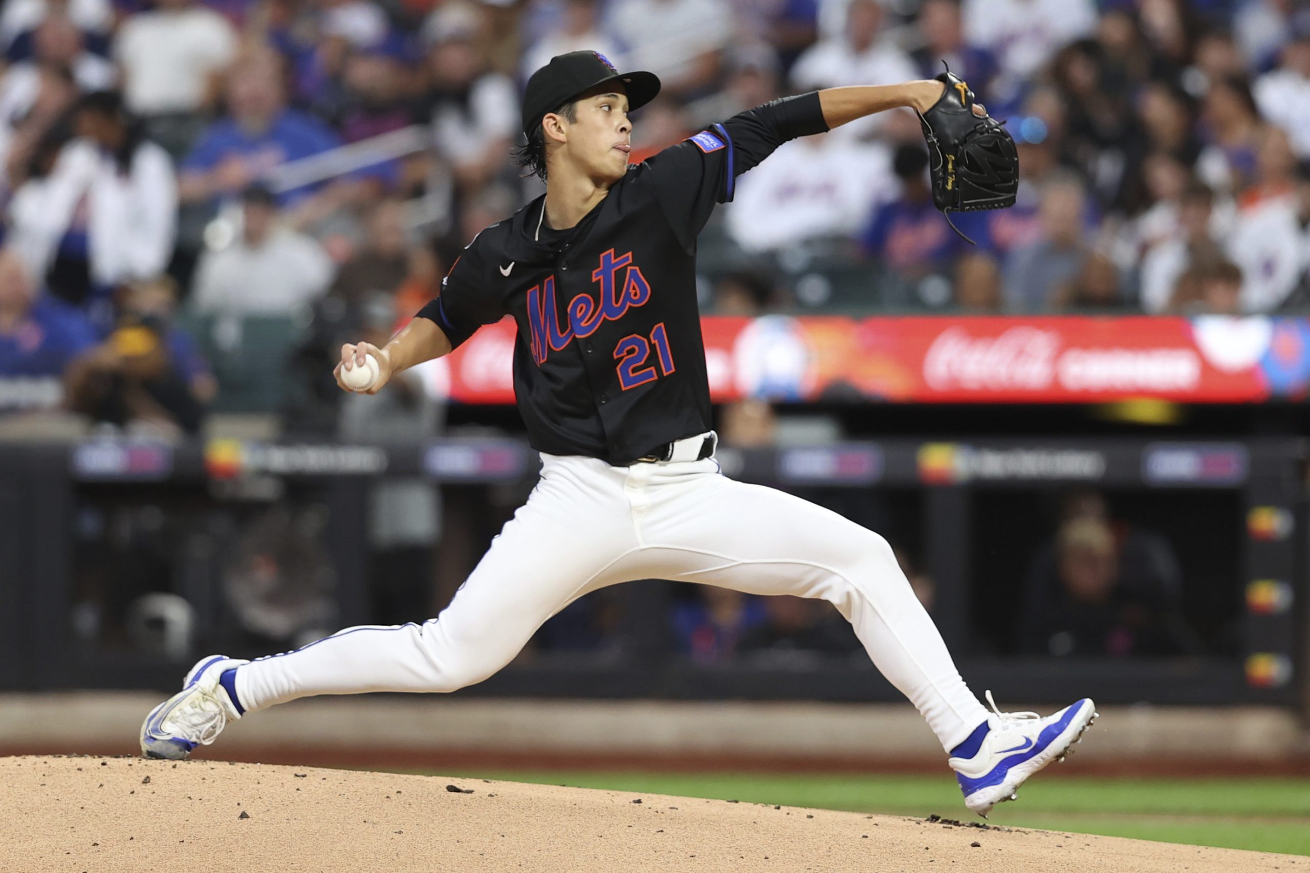 Tong pitches 5 memorable innings in anticipated Mets debut, earns ...