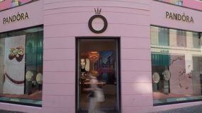 World's biggest jeweller Pandora braces for fierce Black Friday ...