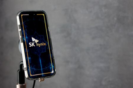 SK Hynix dethrones Samsung Electronics as South Korea's most valuable ...