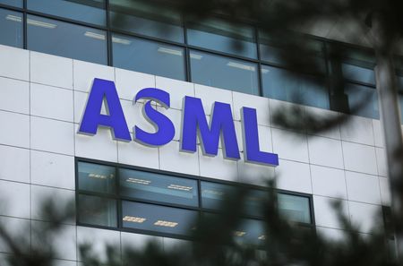 Chinese and US risks mean EU chip sector faces a 'bleak future,' report ...